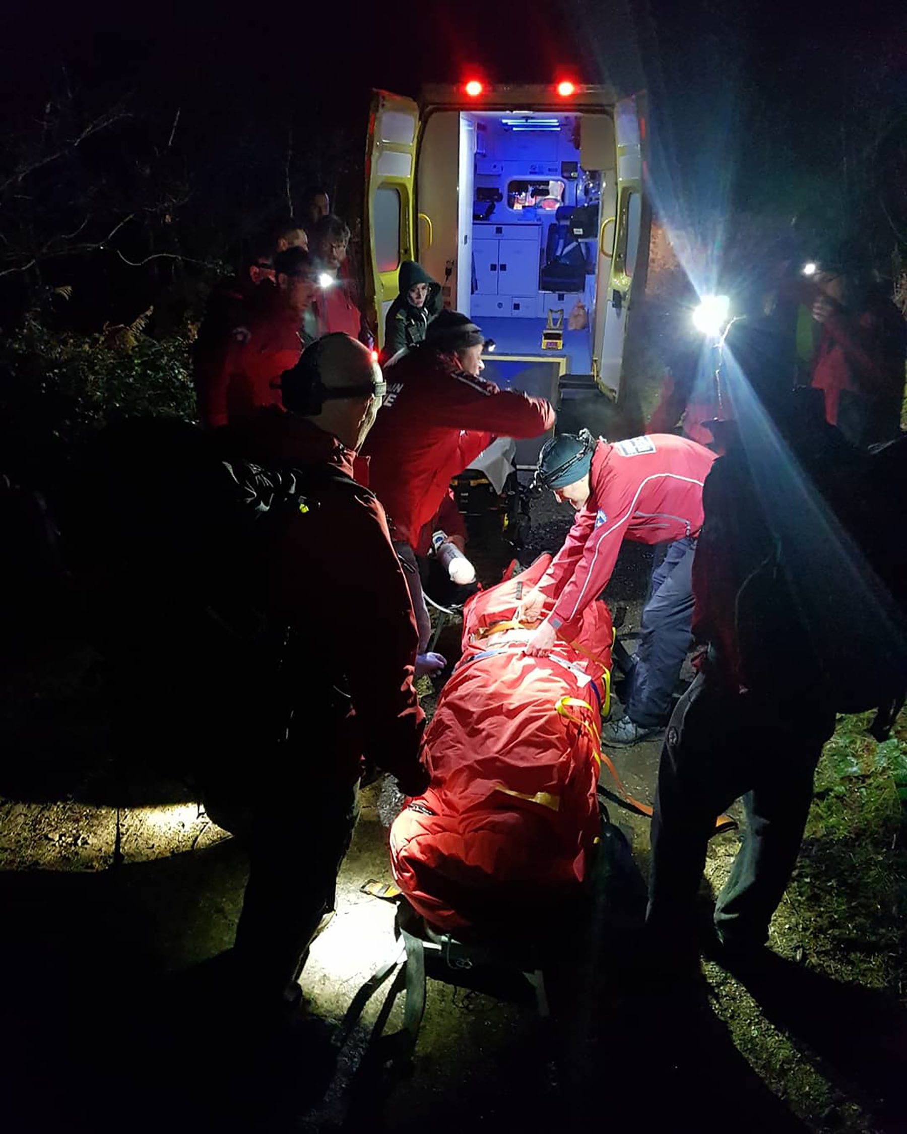 Woodhead MRT - Mountain Rescue England and Wales